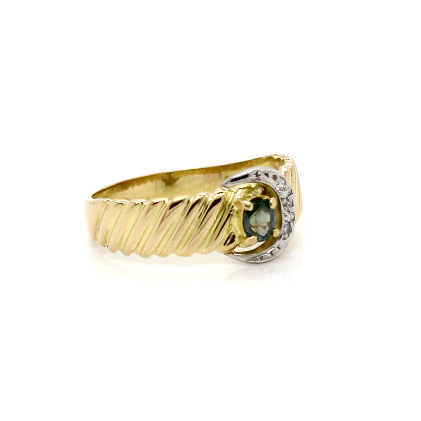 Lot 7 - 18CT Gold Alexandrite & Diamond Ring